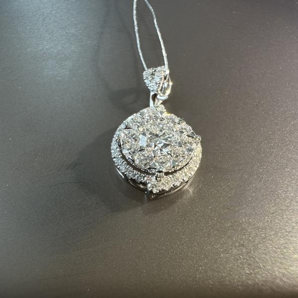 Quality Handmade Luxury 18k Gold Diamond Cluster Pendant Customized Fashion Jewelry for sale