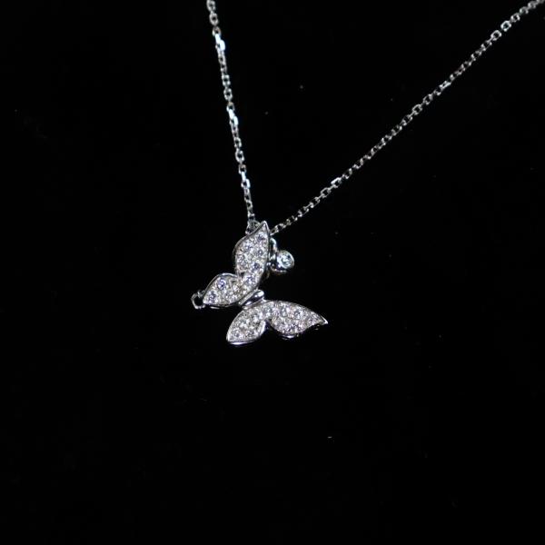 Quality Elegant French Retro Style 18K Gold Pendant Necklace Butterfly Design Luxury Lab for sale