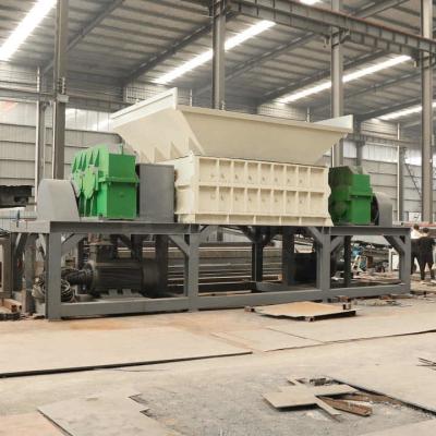 Cina Macchina di triturazione a due alberi a grande coppia per rottami metallici di pellicola di plastica di tessuto di gomma in vendita