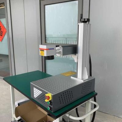 Cina 3D Dynamic Raycus Laser Marking Machine 20W 30W 50W Marcatore laser a fibra metallica in vendita