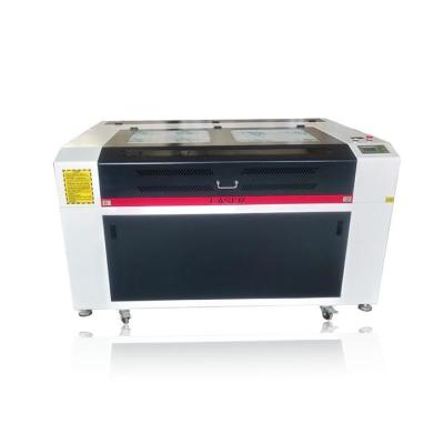 Cina Macchina di incisione laser a CO2 da 60w Cartolina di credito in vendita