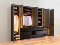 China Customized Minimalist Handleless Wardrobe Closet Custom Size 20-40 Days Lead Time for sale