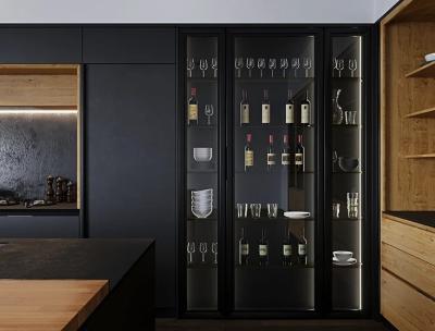 Cina Custom Luxury Wood Grain MDF Moisture-Resistant Cabinet di cucina senza cornice Dubai Progetto grattacielo Fornitore in serie Sink Apartment in vendita