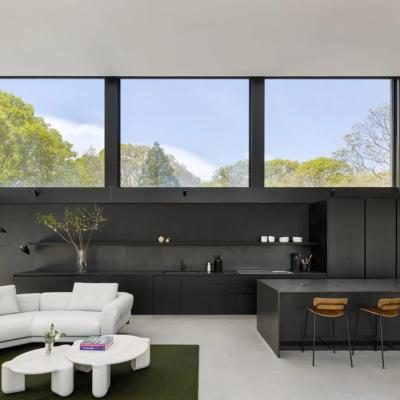 Cina Disegno di casa intera a prova di umidità Legno compensato solido modulare Armadi per villa appartamento con lavandino in vendita
