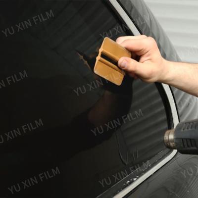 Cina 2 ml di spessore Nano Film ceramico per auto 80% 50% 35% 15% 5% VLT Automotive Anti UV Film in vendita