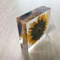 China Custom Sunflower Paperweight Acrylic Globe Paperweight for sale
