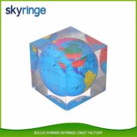China Personalized Transparent Square Paper Weight , Liquid Filled Paperweight for sale