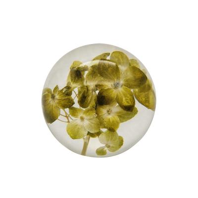 Cina 3D Crystal Paperweight Ball, fermacarte su ordinazione con i fiori dentro in vendita