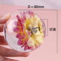China Dia80mm Dia90mm Flower Paperweight Clear Solid Epoxy Resin Sphere for sale