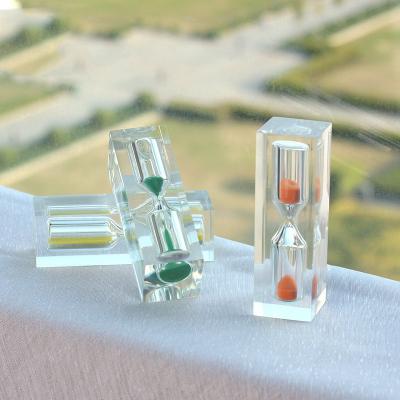 Cina 1 3 5 clessidra acrilica minuta Crystal Hourglass su ordinazione in vendita