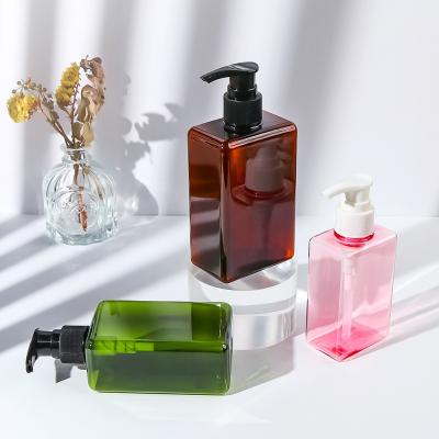 China Botalhas de Shampoo de plástico quadrado sob medida Material PET Cosméticos transparentes à venda