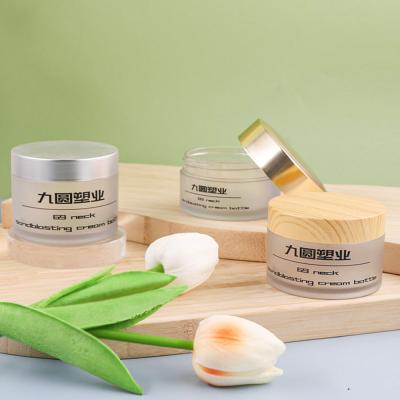 Cina Bottiglia di crema di plastica da 120 ml in vendita