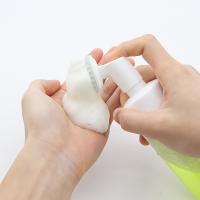 China Foam Clean Empty Plastic Water Bottles Customized Clear Plastic Bottles for sale