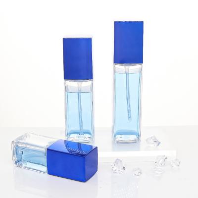 Cina Bottiglia di profumo portatile per cosmetici di lusso da 120 ml con tappo spray in vendita