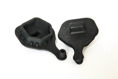Cina Molded Automotive Dust Cover Rubber Components Using Non Recycled Materials in vendita