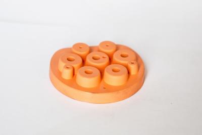 中国 電子配線用ハーネス/自動車ゴム製部品/付属品は色をカスタマイズしました 販売のため