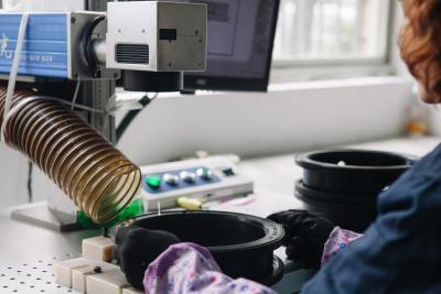 China Van het het Silicone Kneedbare Ijzer van de hitte de Koude Weerstand van de Klepzetels Uitstekende Elektroprestaties Te koop