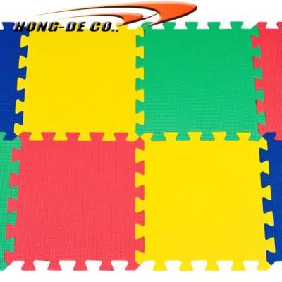 China Eco-friendly interlocking tile for sale