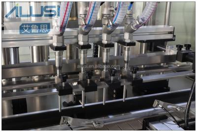 Cina Linea di produzione di coperchiamento di riempimento liquida della bottiglia di plastica di Ailusi SUS304&316L con l'etichettatura della bottiglia rotonda in vendita