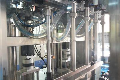 Cina sciampo automatico Juice Machine delle teste del detersivo di lavanderia della macchina di rifornimento 316L doppio in vendita