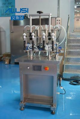 Cina Profumo automatico di vuoto di 4 teste che pesa materiale da otturazione che fa il manuale della macchina per la bottiglia in vendita