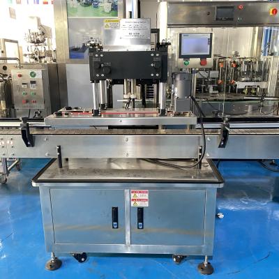 中国 ペットびんの調節可能な速度のためのポンプ帽子の自動瓶のおおう機械 販売のため