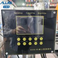 China Semi-Automatic Pneumatic Tabletop Capping Machine 40 Bottles per Min 110V for sale