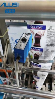 Cina 20-60 le borse/Min Automatic Packing Machine Vertical 3 parteggia macchina di rifornimento della borsa dello sciampo per la piccola bustina in vendita