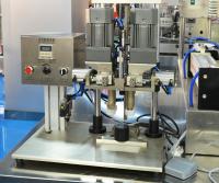 China Desktop 80W Bottle Screw Capping Machine Electrical control movement for sale