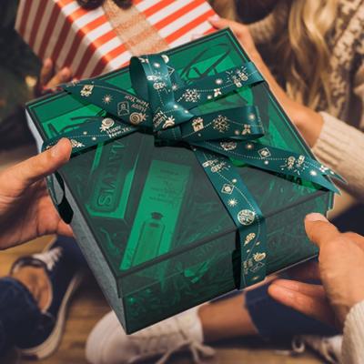 China Hochwertige PMMA-Acryl-/Lucit-Displayregale Hochzeitsgeschenk-Box zu verkaufen