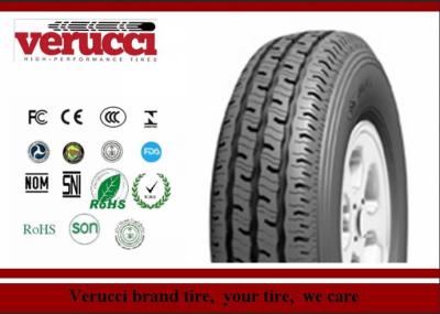 Cina Il veicolo leggero pneumatico a basso rumore stanca 686 il modello 215/65R16C 8PR di Tx 828 del diametro in vendita