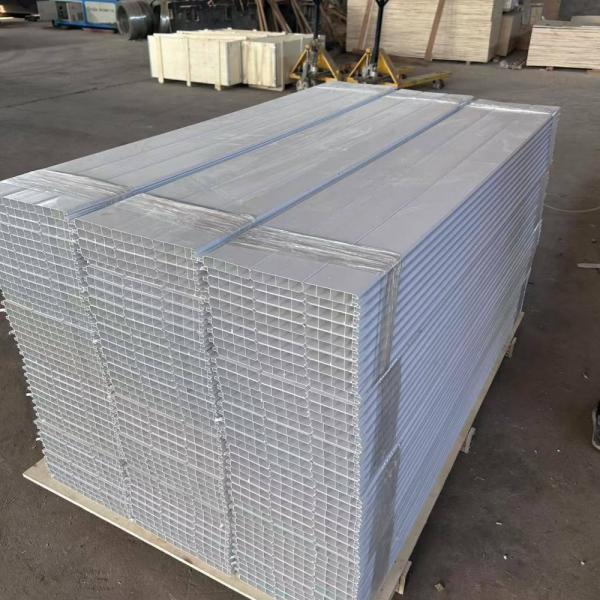 Quality 1.82m High 2.44 Wide PVC Fence Pannels Safety 100% Virgin For Residential for sale