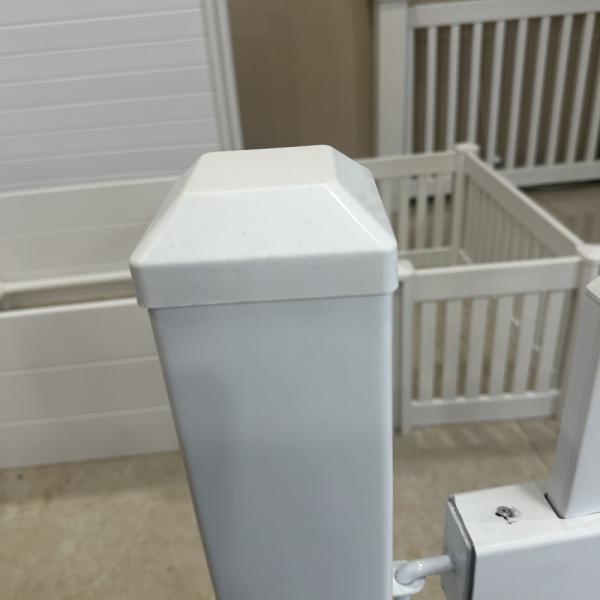 Quality Replacement 4ft High PVC White Vinyl Picket Fence For Privacy And Durability for sale