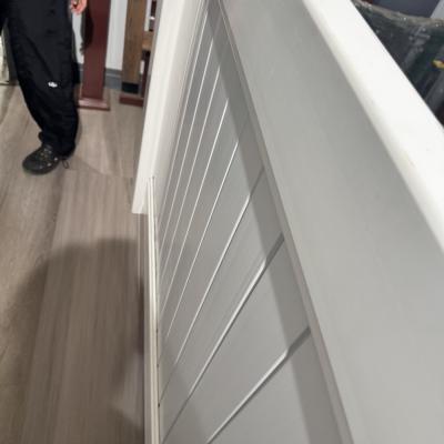 중국 방수 PVC 흰색 프라이버시 비닐 울타리 8피트 너비 기둥 2590mm 판매용