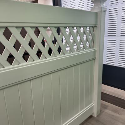 중국 8피트 너비의 프라이버시 PVC 펜스 패널 녹색 재료 지면 삽입 판매용