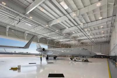 Cina Struttura in acciaio di portale Hangar Struttura in acciaio leggero Q355 Edifici di hangar per aeromobili in vendita