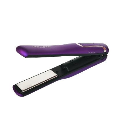 Cina BM139 purple portable constant temperature hair care titanium gold aluminum plate hair straightener in vendita