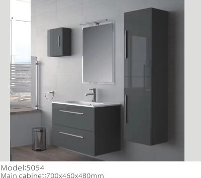China Wall Mounted Small Bathroom Vanity Sinks 600mm Customized for sale