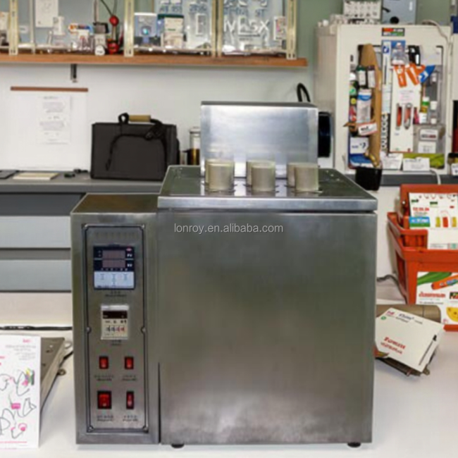 Detailed view of test chamber components