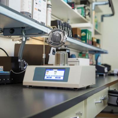 China Automatic Differential Scanning Calorimeter High Resolution DSC Lab Calorimeter Factory Price for sale