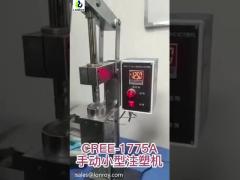 Macchina manuale per test di plastica da banco per stampaggio a iniezione di micropreformati