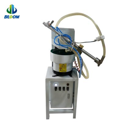 China Soldadora de pontos de resistência de alto desempenho com alimentador de tigela vibrante e alimentador automático de nozes for sale