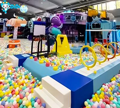 Cina Labirinti Parco giochi indoor personalizzato Parco giochi indoor per bambini e bambini in vendita