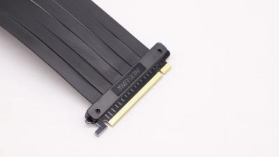 中国 3.0 PCIEの延長ケーブル適用範囲が広いケーブル カード延長港のアダプター高速カードPcieの暴徒x16 300mm 販売のため