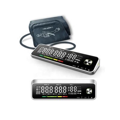 Cina 2 User Style Precise Pediatric European Palm Handheld Aneroid Sphygmomanometer Mechanical Low Noise Sphygmomanometer With Stand in vendita