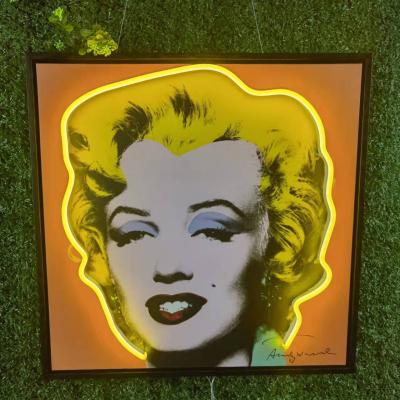 中国 Customizable Handmade Neon Sign with 50K H Lifespan 販売のため