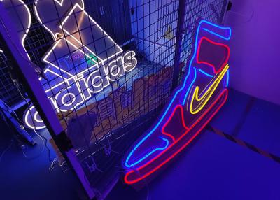 Cina Il silicone acrilico 12VDC ha condotto il tabellone per le affissioni al neon 200cm delle scarpe in vendita