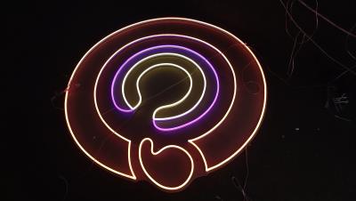 Cina Il cerchio Logo Cuttable Neon Signs Silica gelifica Hang Wall Lighting 8×12mm in vendita