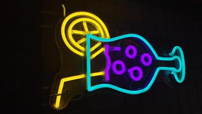 China Cocktail Mojito AC240V Neon Light Signs Hang Wall No Fragile Cuttable for sale