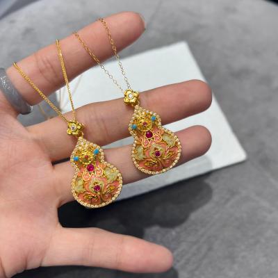 China Factory Direct China light luxury chic exquisite fine jewelry gift Lucky hollowed Gourd 18K gold Pendant 18K gold charm pendant for sale